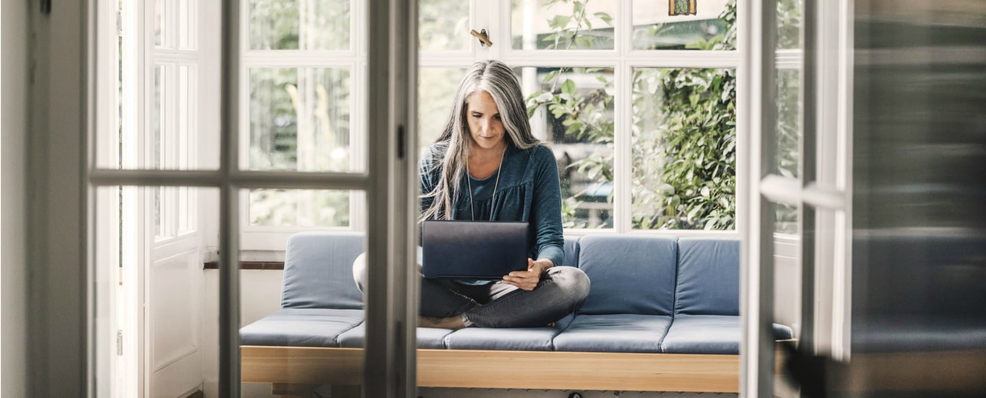 A financial checklist to help widows and widowers | MassMutual