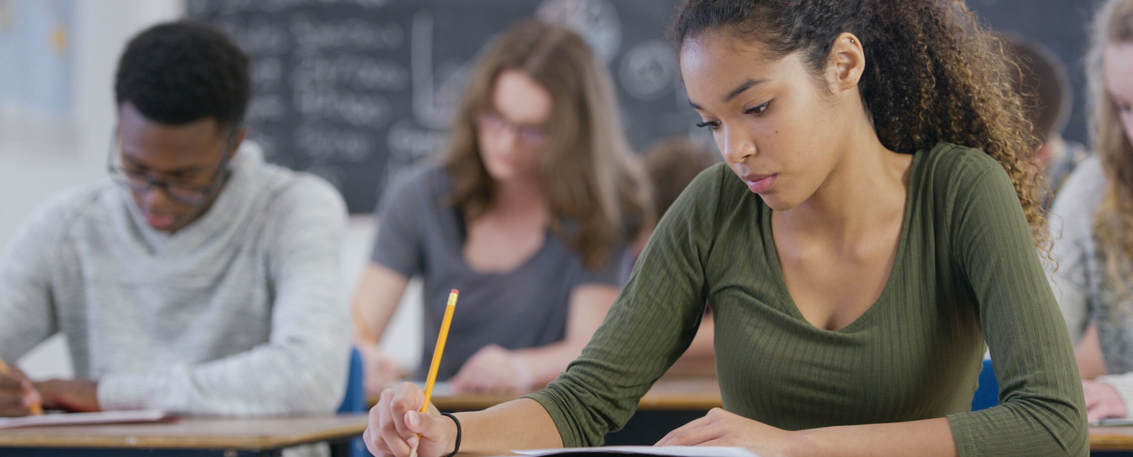 First-generation college students face challenges | MassMutual