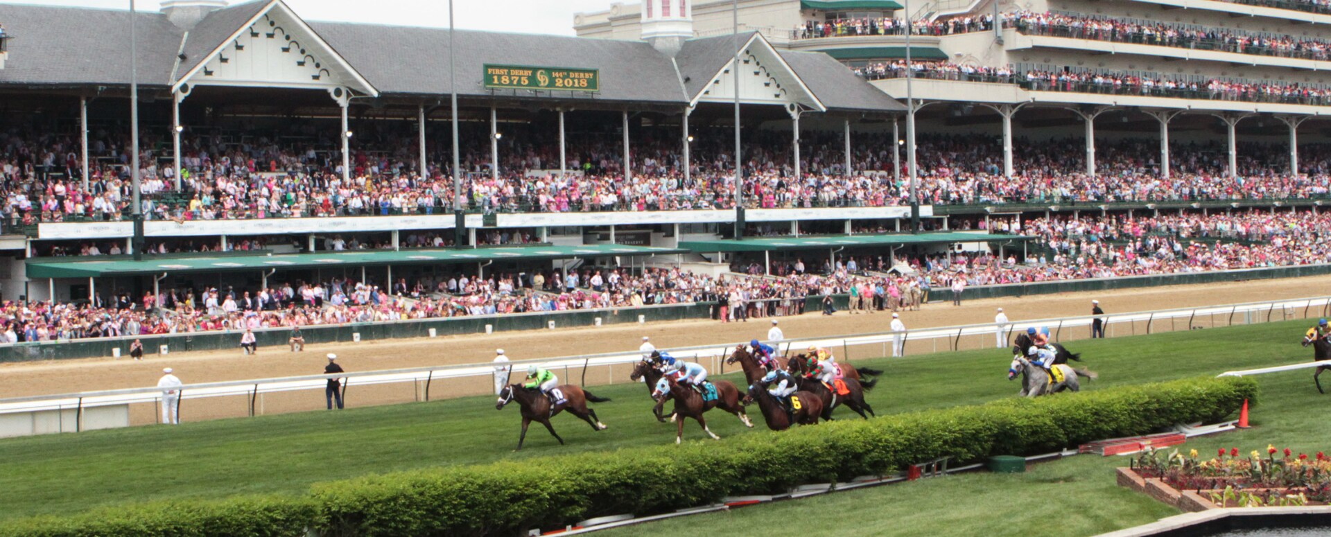 Kentucky Oaks Day: Traditions that bind | MassMutual